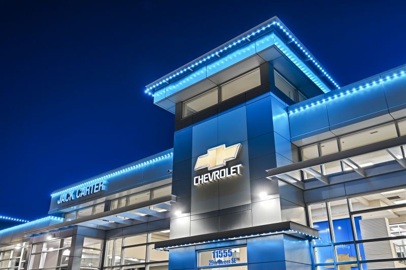 Year-Round Color-Changing Roofline Lights in PA, NJ, & NY